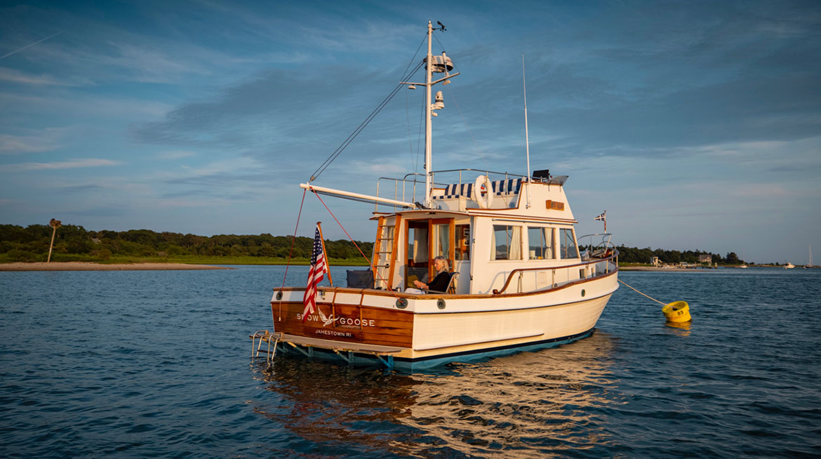 Vessel Profile: Onne van der Wal’s Snow Goose - Marine Business News