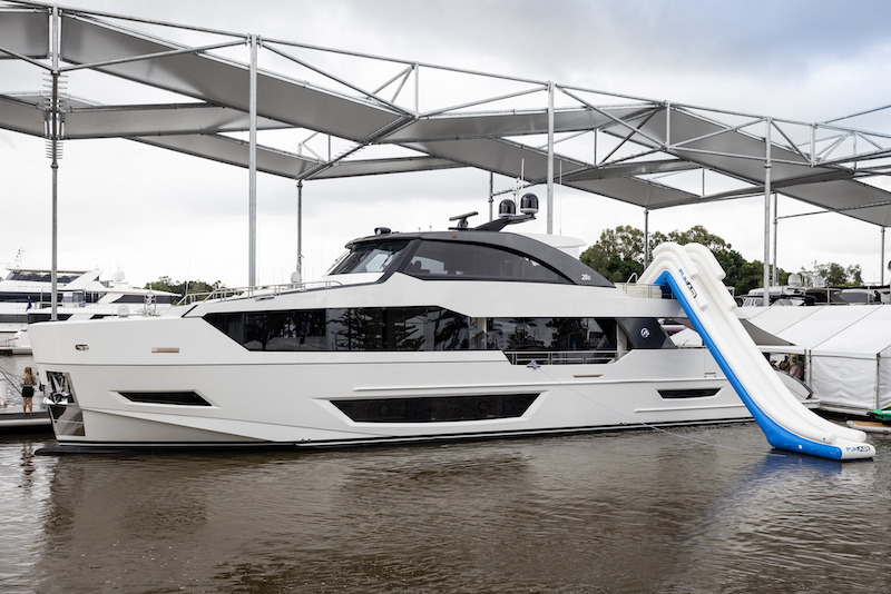 Celebrating the global launch of the exceptional Ocean Alexander 28 ...