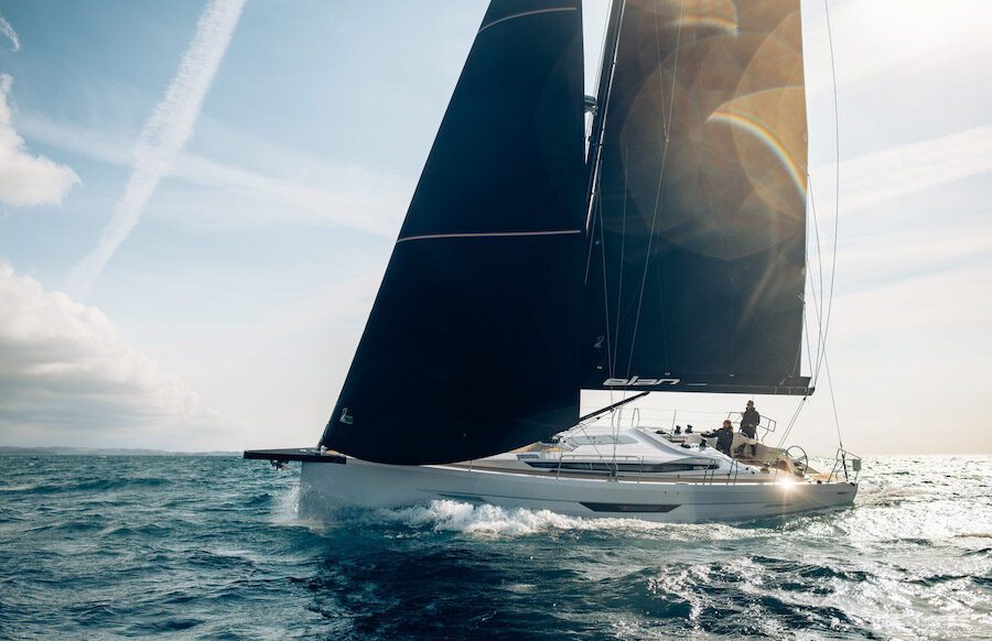 New Elan E6 wins prestigious design award at the International Yacht ...