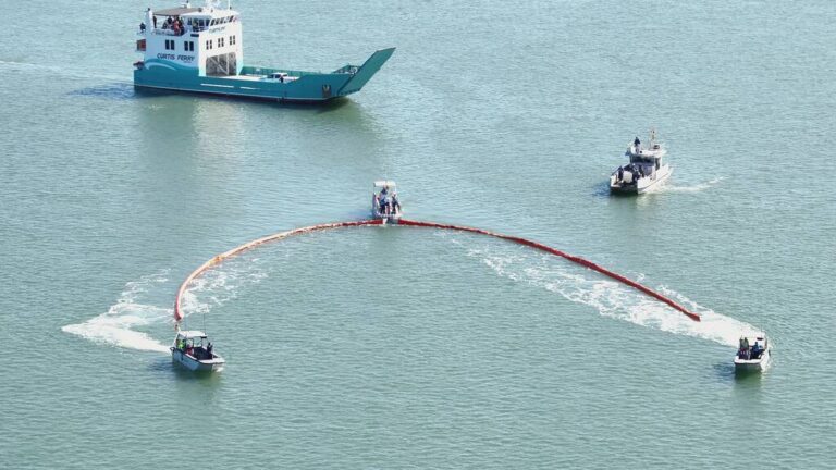 Maritime oil spill response skills tested - Marine Business News