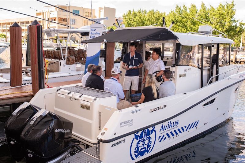 MoU signed by Raymarine and Avikus to explore world’s first autonomous ...