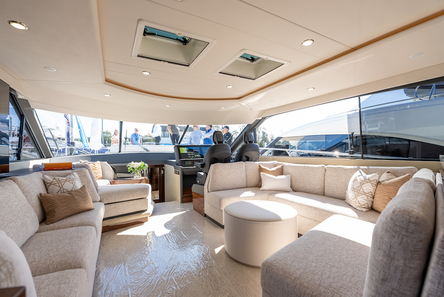 Maritimo S75 Sedan Motor Launch - Marine Business News