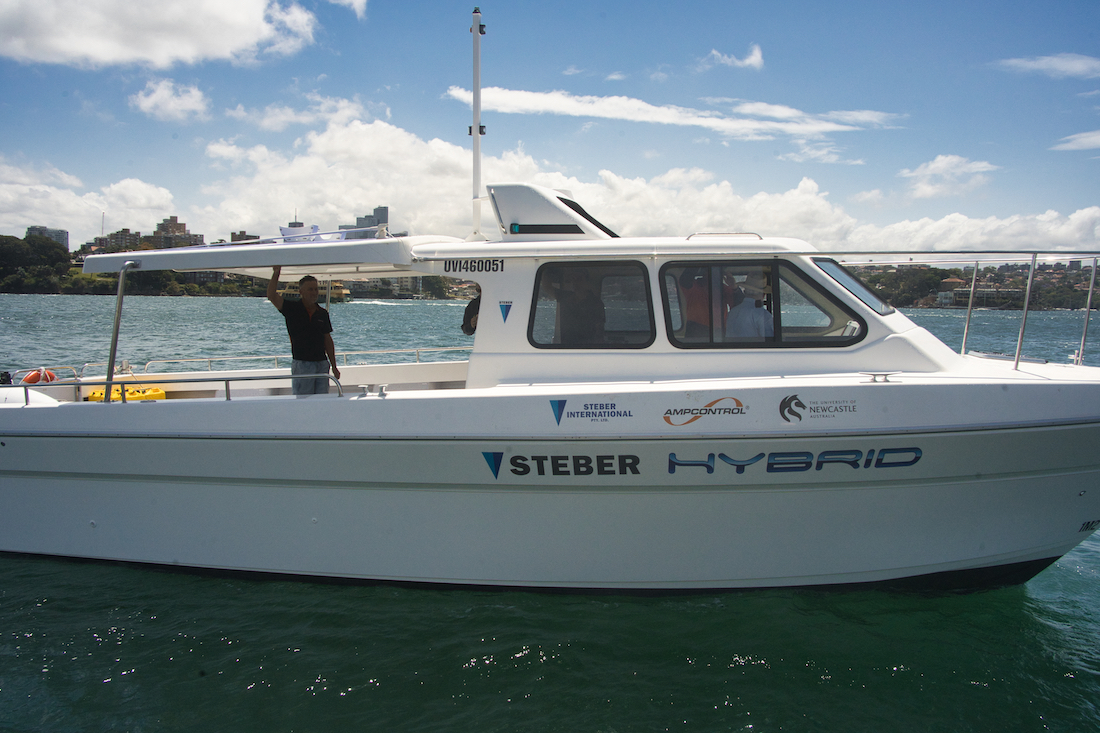 43′ Hybrid Marine Vessel making waves on Sydney Harbour at 2023 Indo ...