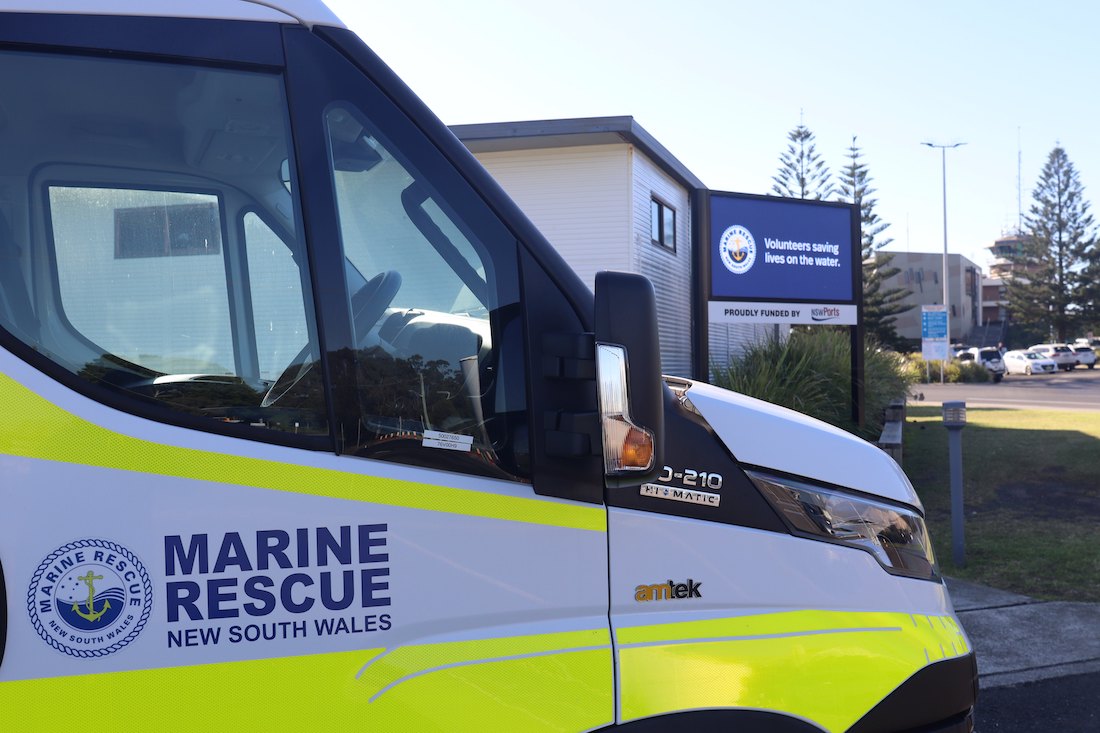 The sign to help save lives at Marine Rescue Port Kembla - Marine ...