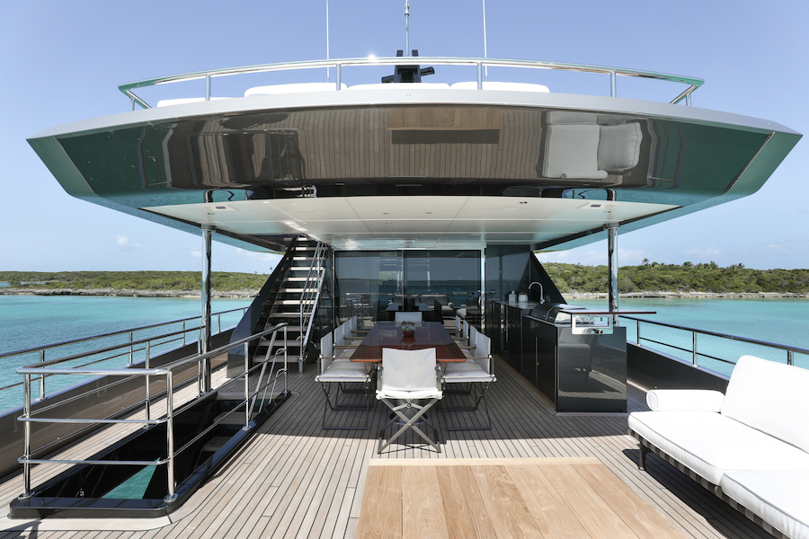 Ocean Alexander Yachts debuts 35 metre Puro model and expands Legend ...