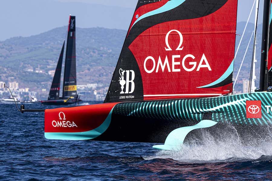 Running updates for the Louis Vuitton Cup #1 - Marine Business News