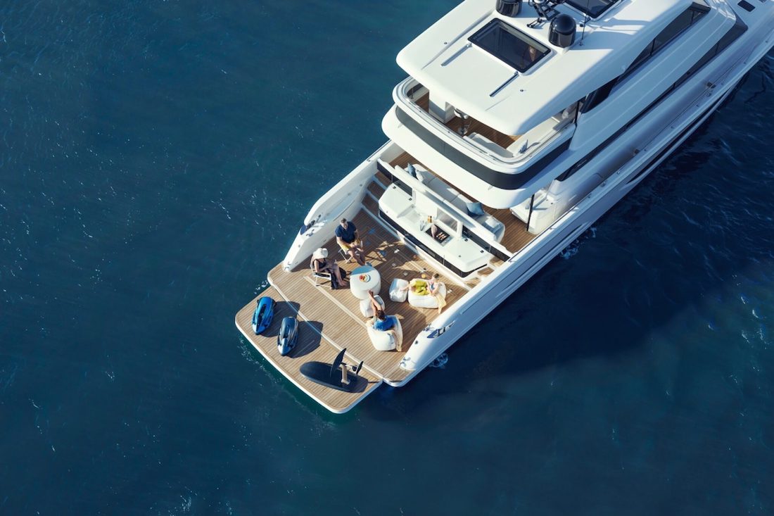 Maritimo’s M75 Flybridge Motor Yacht and the M55 Flybridge Motor Yacht ...