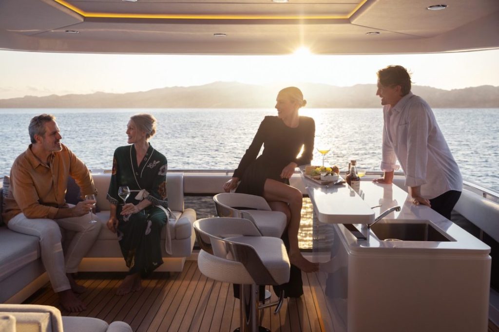 Maritimo’s M75 Flybridge Motor Yacht and the M55 Flybridge Motor Yacht ...