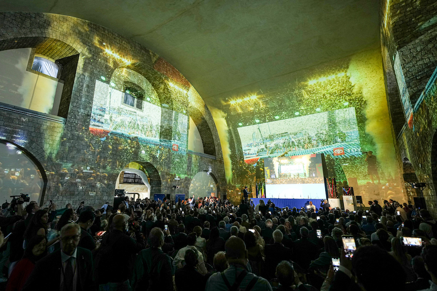 The City of Naples welcomes the Louis Vuitton 38th America’s Cup in ...