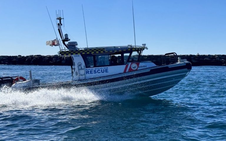Marine Rescue Port Macquarie volunteers search for missing swimmer off ...