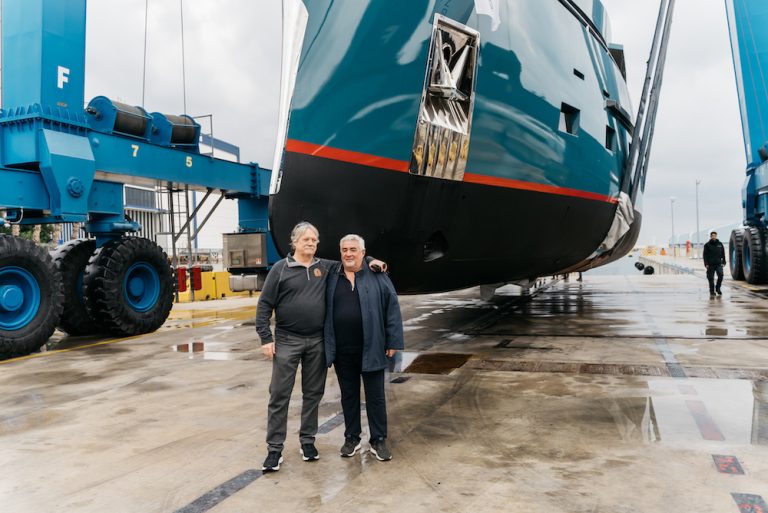 Bering 78 Launched: Owner’s Dream Meets the Water in Emotional Ceremony ...